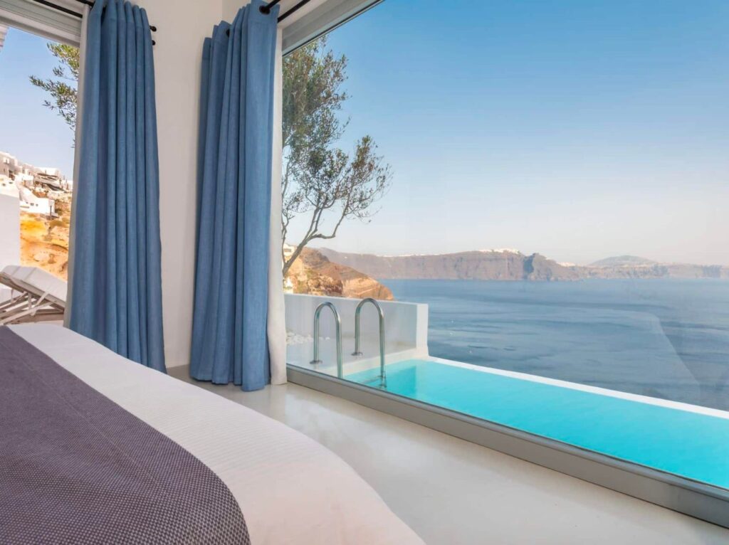 13 Best Hotels In Santorini With Caldera Views| Luxsphere
