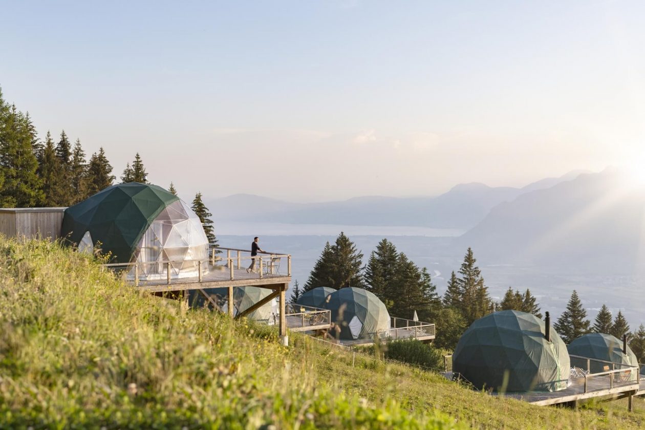 Whitepod : Eco Luxury Pods Hotels In Swiss Alps | Luxsphere
