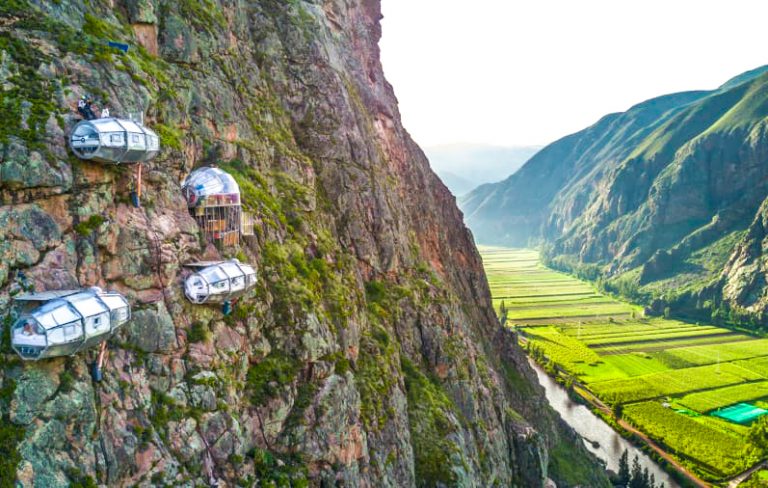Hanging Capsules Hotel In Peru : Sky Lodge Peru | Luxsphere