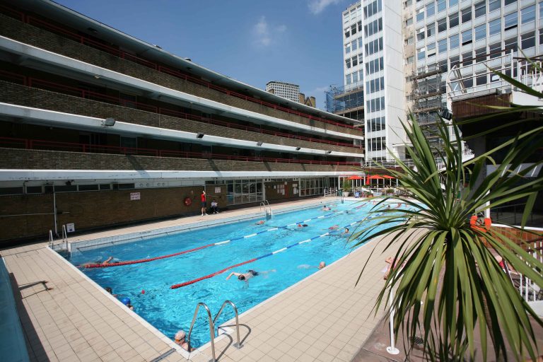 Outdoor Pools In London - London's Best Lido's | Luxsphere