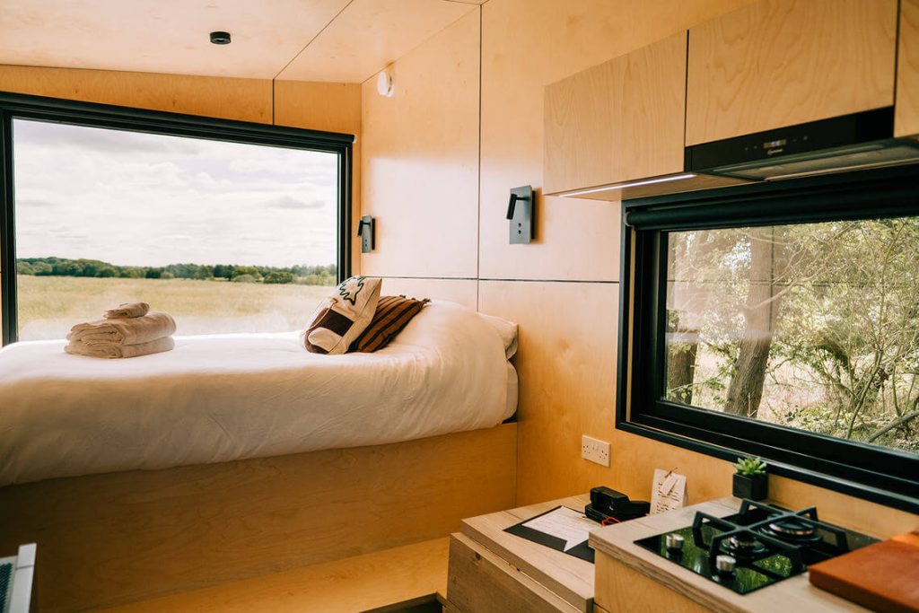 Digital Detox Getaway Near London : Unplugged Cabin | Luxsphere